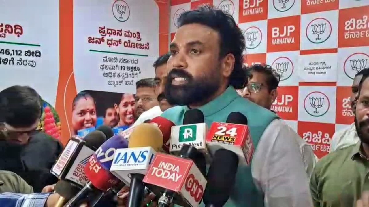 Former Minister B. Sriramulu accuses Priyank Kharge of vendetta ...