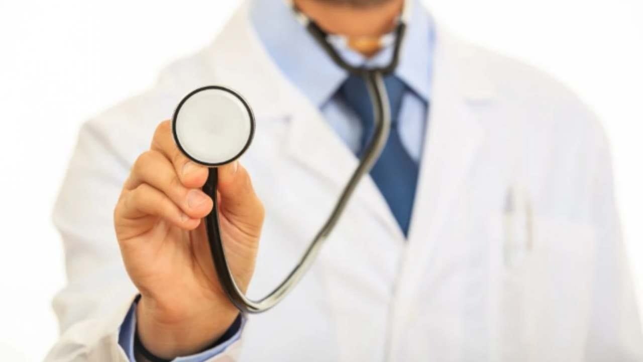 Karnataka government bans government doctors from treating inpatients ...